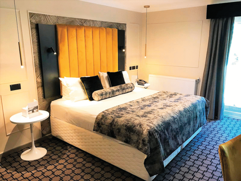 Stay at Denham Grove - Denham